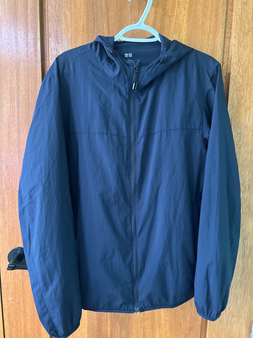 Uniqlo Pocketable UV jacket Parka, Men's Fashion, Coats, Jackets and ...