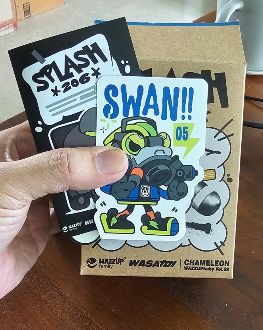 Wazzup Splash 206, Swan, Hobbies & Toys, Toys & Games on Carousell