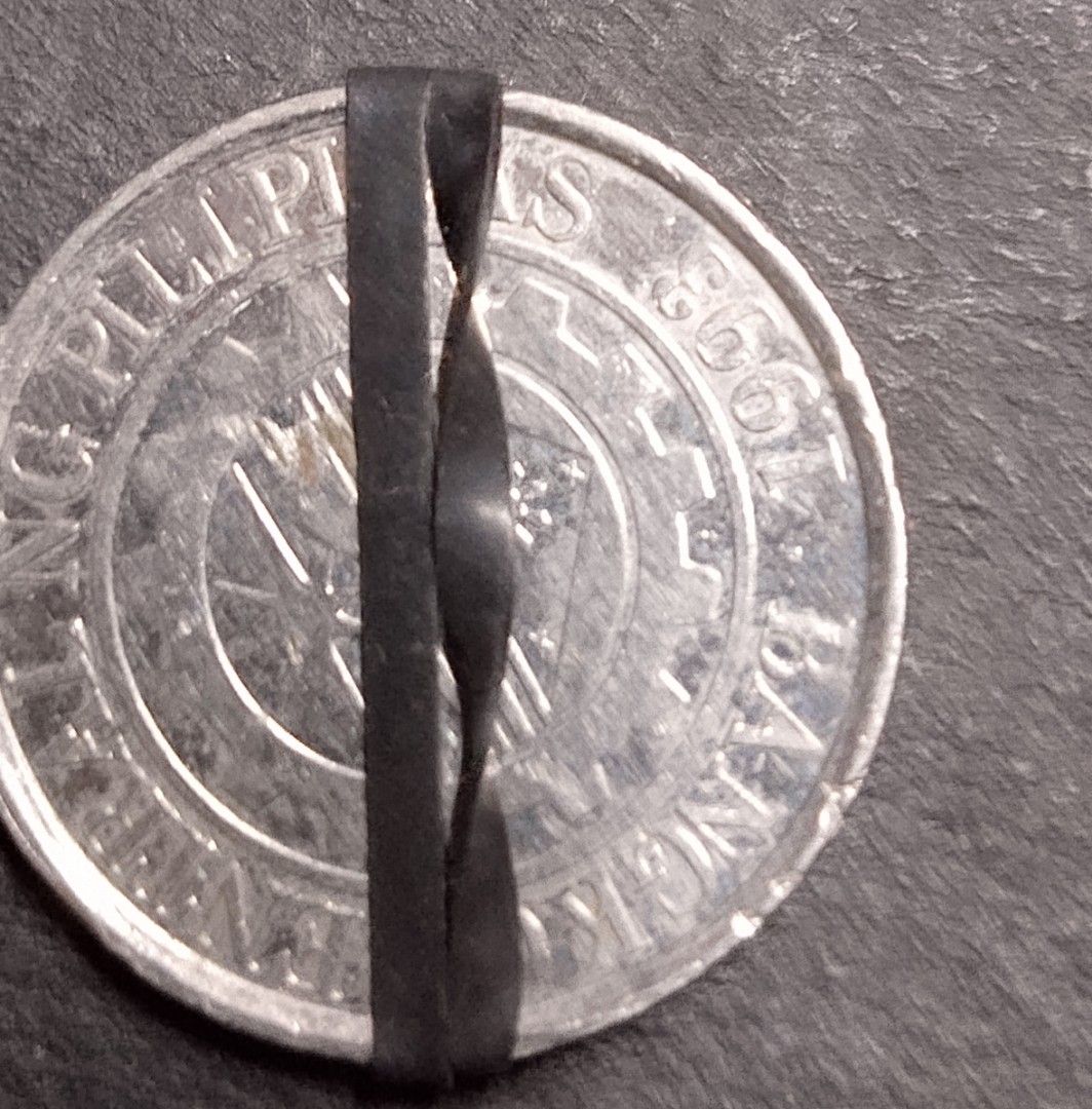 2017 Philippine New Generation Currency 1 Piso old coin Error: 35% ...