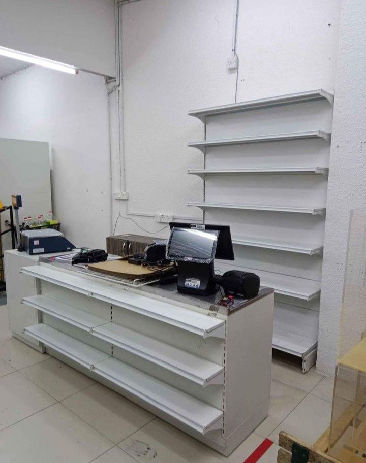 6'Cashier Counter + back 7 level racking, Announcements on Carousell