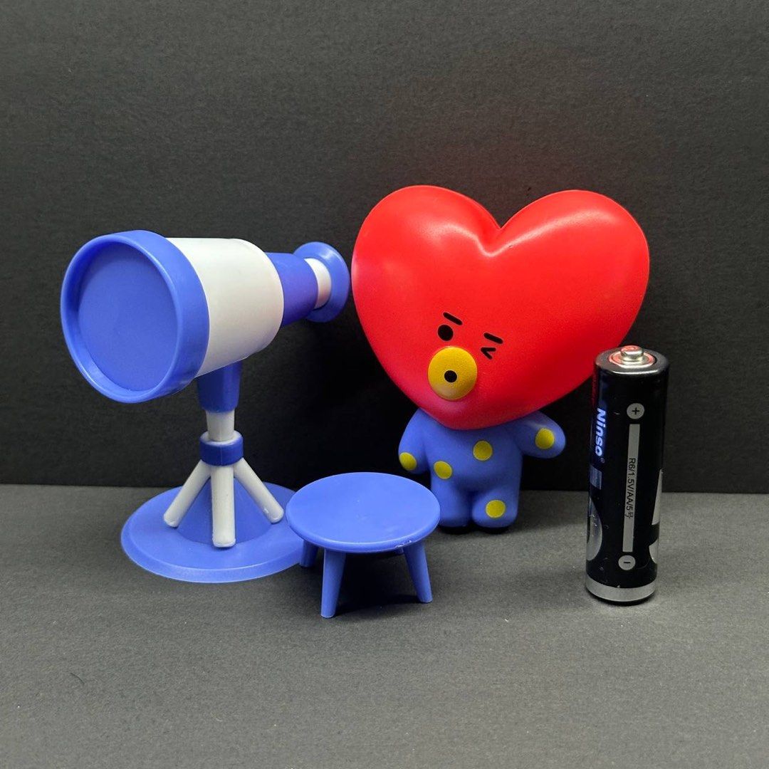 BT21 Character Figure Display BT 21 Tata @ 20x 628, Women's Fashion ...