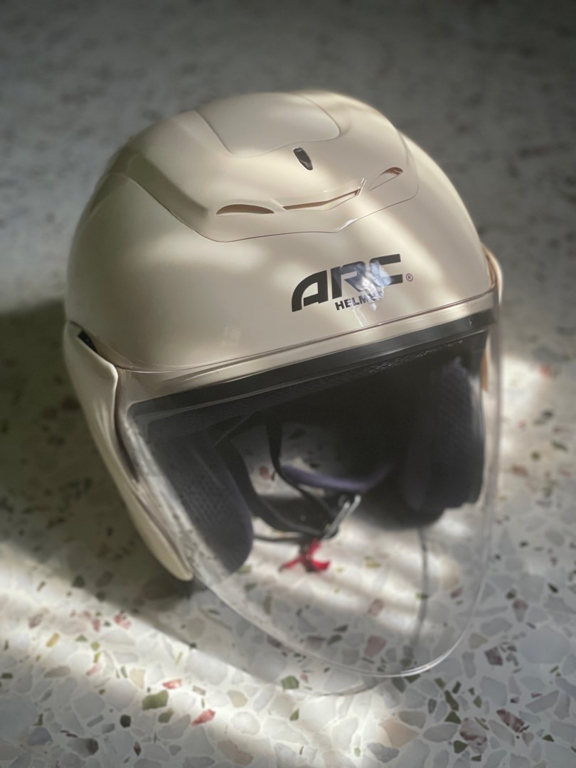 ARC Ritz Pastel Cream, Auto Accessories on Carousell