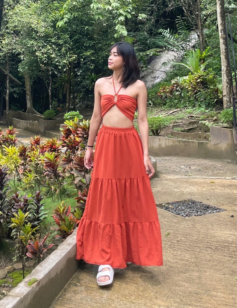Beach Coordinates - Halter Top & Skirt (Rust), Women's Fashion, Dresses ...
