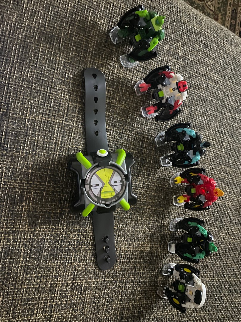 Ben 10 Omnitrix Watch Green Omni Launch Battle Figures Set Launcher ...