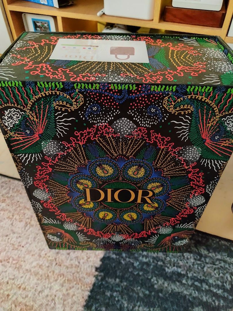 Dior original magnetic hard box, Women's Fashion, Bags & Wallets ...