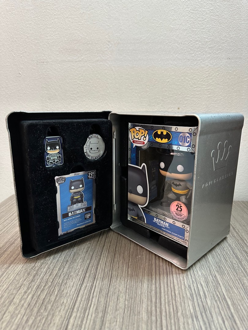 Funko Pop Classics - Batman 25th Anniversary vault LE 25k (DC), Hobbies ...