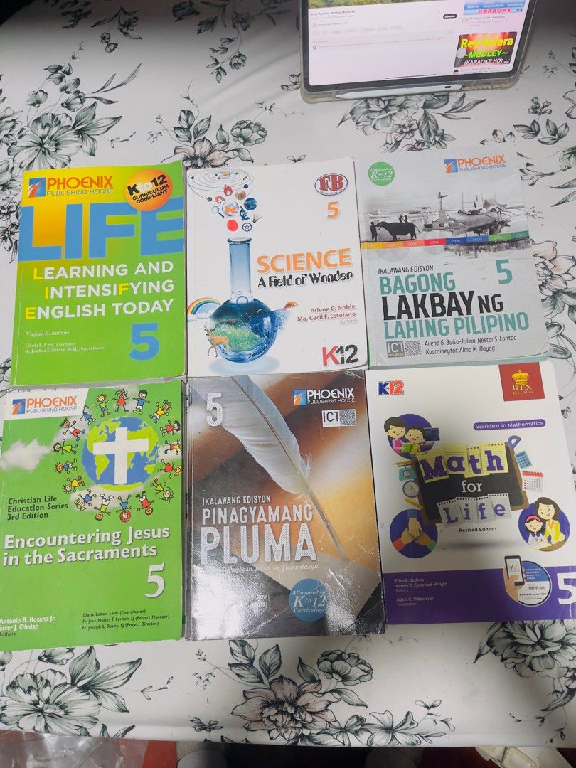 Grade 5 Private School Books ( 2 sets available), Hobbies & Toys, Books ...