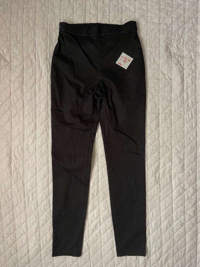 GU Slim fit pants, Women's Fashion, Bottoms, Jeans & Leggings on Carousell
