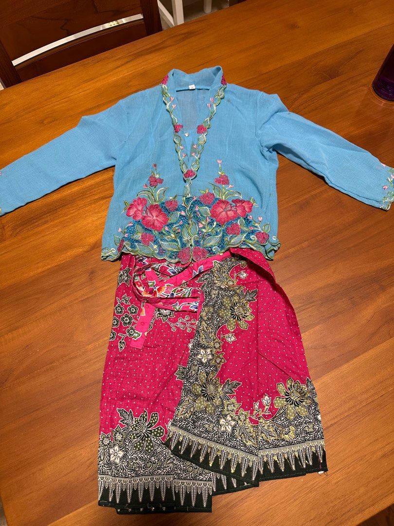 Kim Choo Peranakan Kebaya blouse top, Babies & Kids, Babies & Kids ...