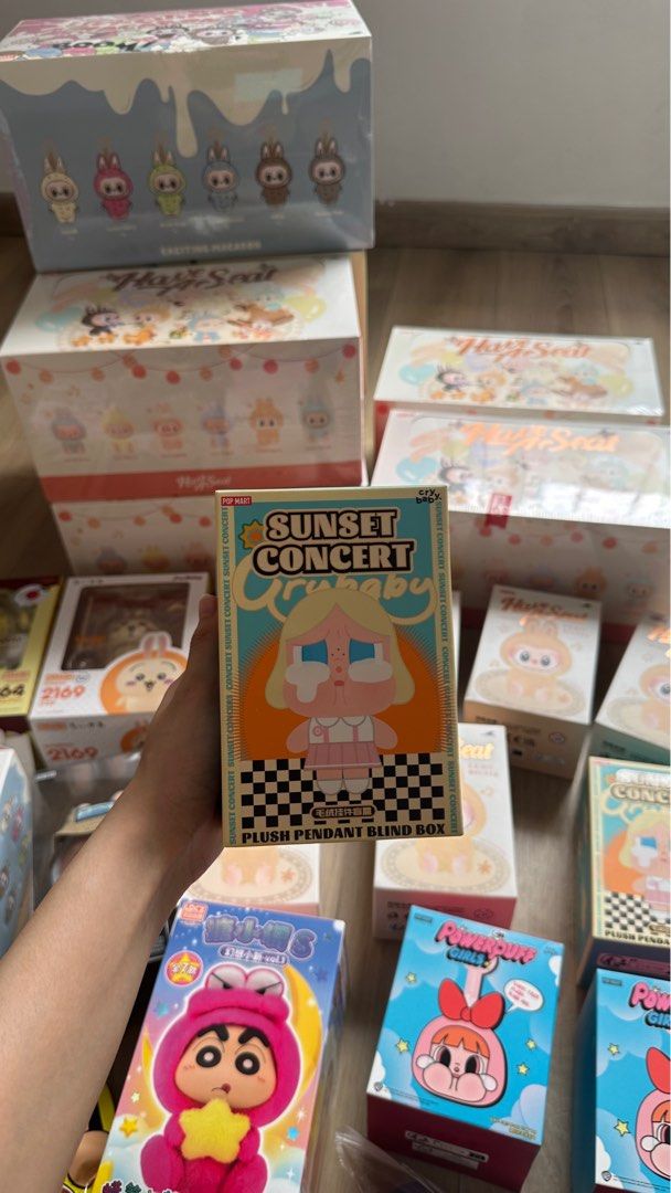 Labubu Cry baby blind box, Bayi & Anak, Mainan & Baby Walker di Carousell