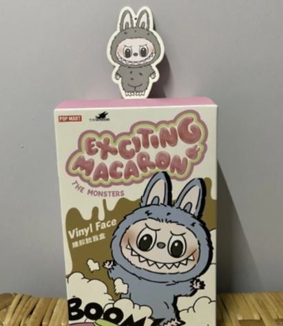 Labubu Macarons V1 Sesame Bean (Blackpink Rose version), Hobbies & Toys ...