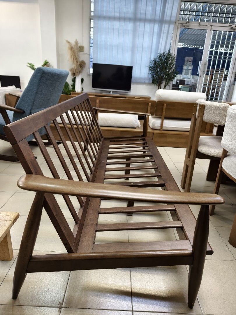(New, Display) 3-seater Couch, Sofa Kayu Padu Kayu Getah - 100% Solid ...