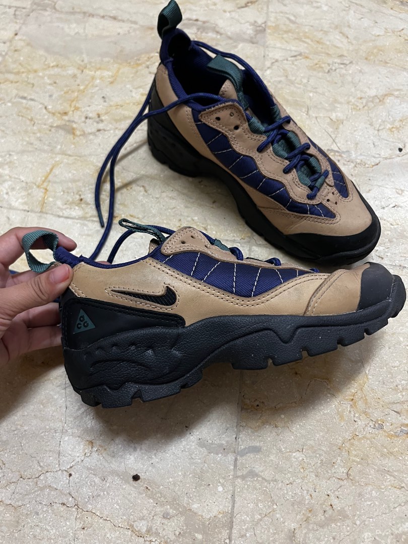Nike ACG Air Mada Sandalwood Sneakers, Fesyen Wanita, Sepatu di Carousell