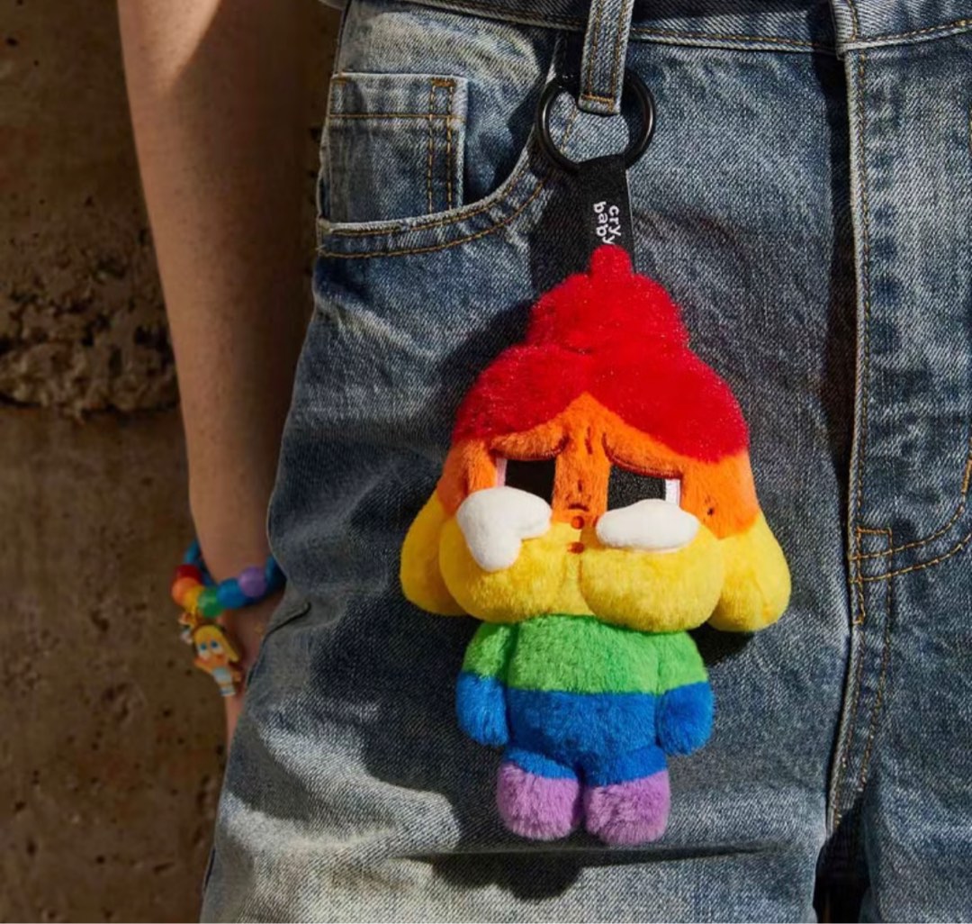Popmart Crybaby Cheer Up Rainbow, Hobbies & Toys, Memorabilia ...