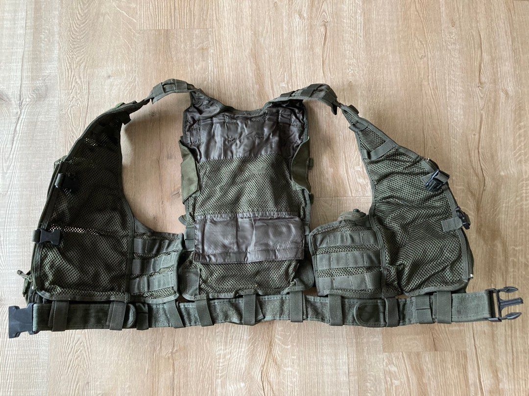 SAF 1st Gen LBV, Men's Fashion, Coats, Jackets and Outerwear on Carousell