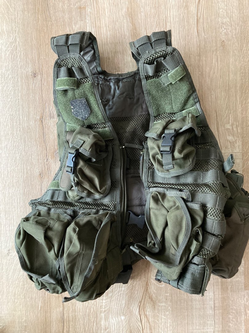 SAF 1st Gen LBV, Men's Fashion, Coats, Jackets and Outerwear on Carousell