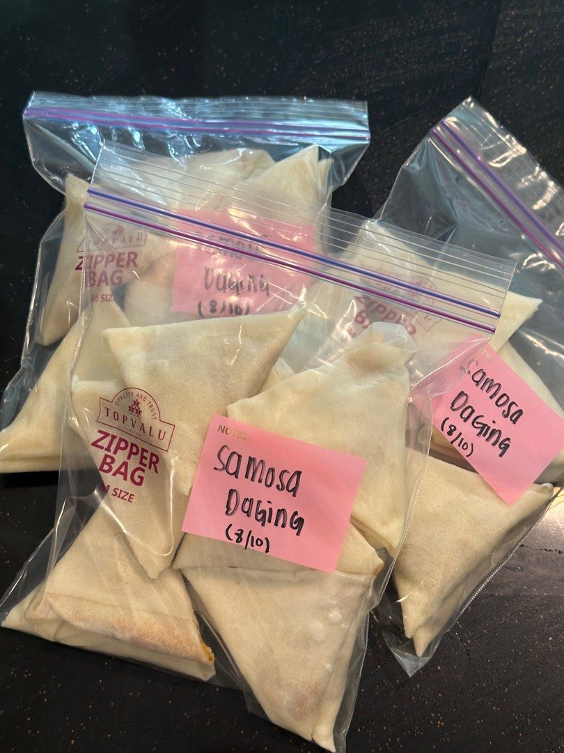 Samosa Daging Kentang, Food & Drinks, Chilled & Frozen Food on Carousell