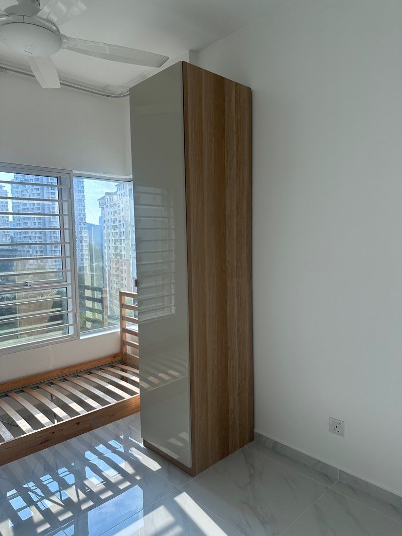 Single door almari kualiti A, besi dan kayu. Customade, Furniture ...