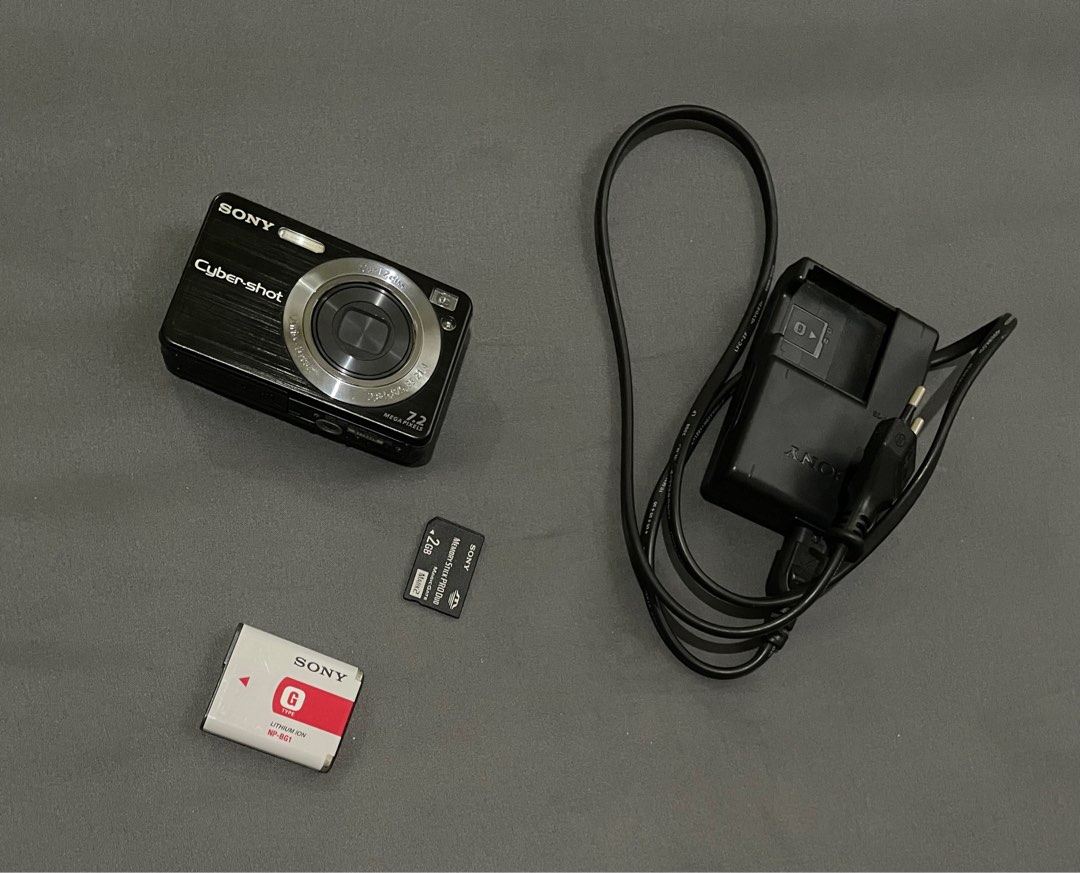 Sony DSC W110, Photography, Cameras on Carousell