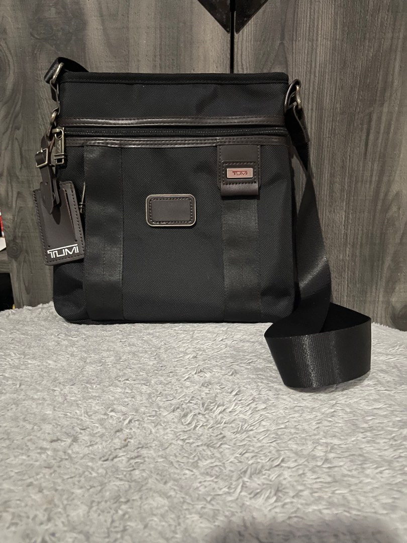Tumi Crossbody Bag, Luxury, Bags & Wallets on Carousell