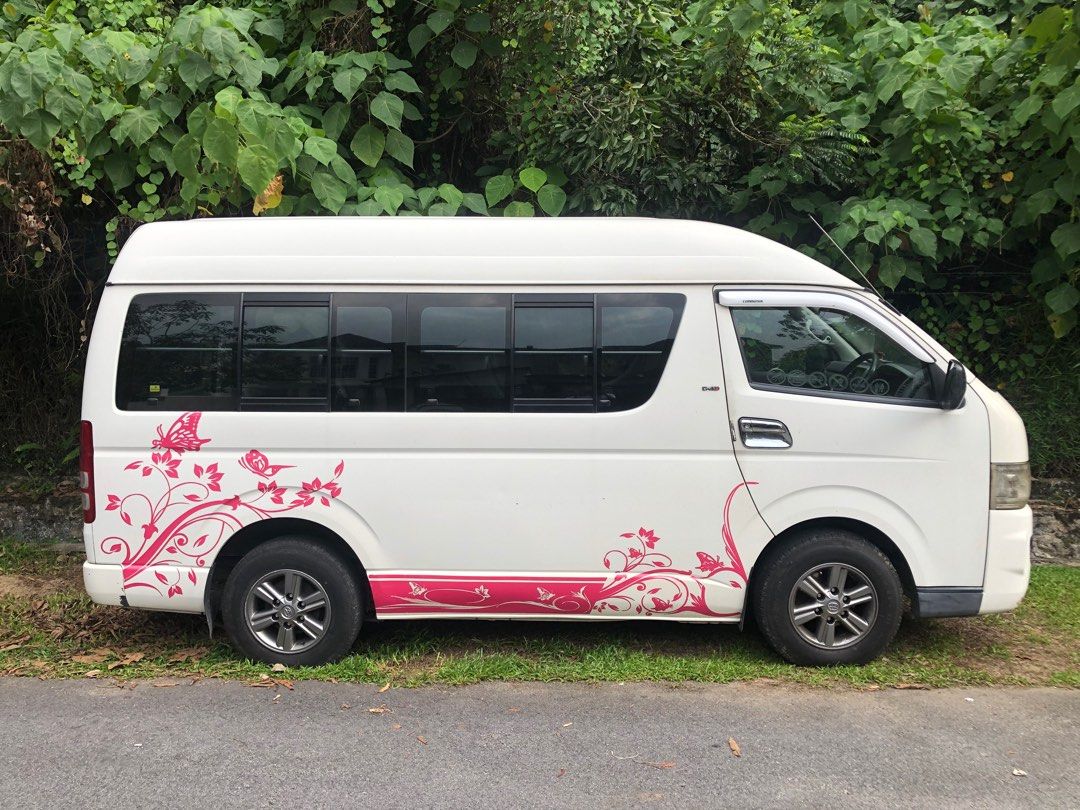 2010 Toyota Hiace Hi Roof 2.5 D Window Van (M), Cars, Cars for Sale on ...
