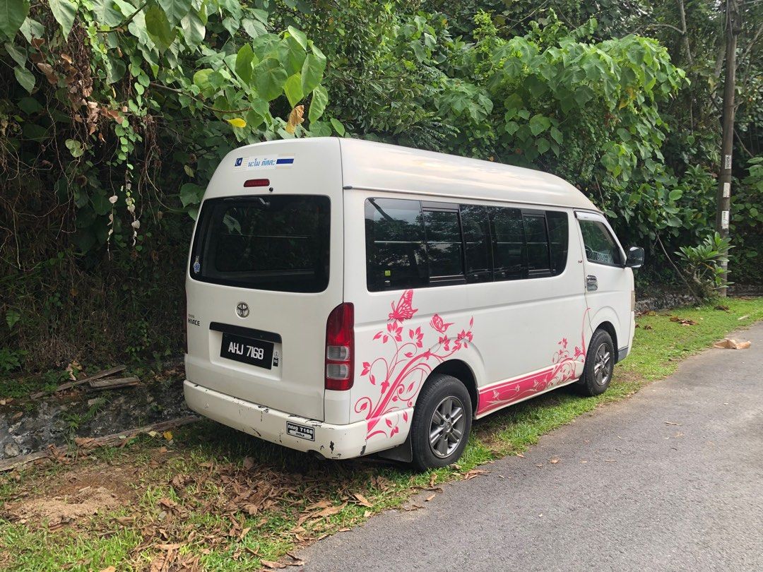 2010 Toyota Hiace Hi Roof 2.5 D Window Van (M), Cars, Cars for Sale on ...