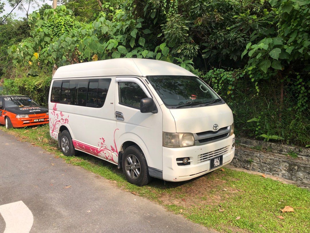 2010 Toyota Hiace Hi Roof 2.5 D Window Van (M), Cars, Cars for Sale on ...
