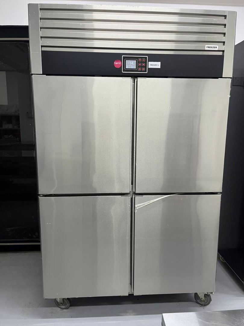 4 DOOR UPRIGHT FREEZER (BLOWER SYSTEM), TV & Home Appliances, Kitchen ...
