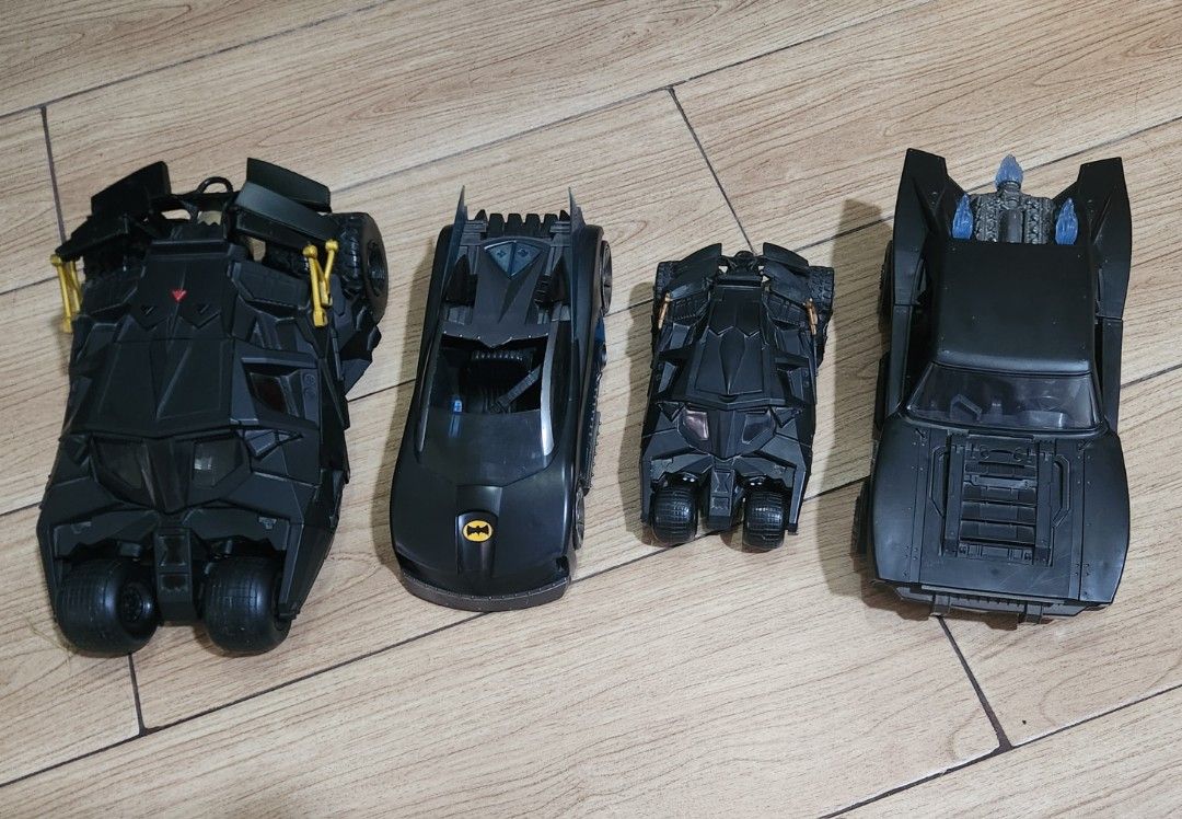 Batman Batmobile Action Figure Set, Hobbies & Toys, Toys & Games on ...