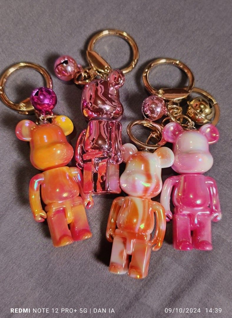 bearbrick shape metallic gold keychain set take all, Hobbies & Toys ...