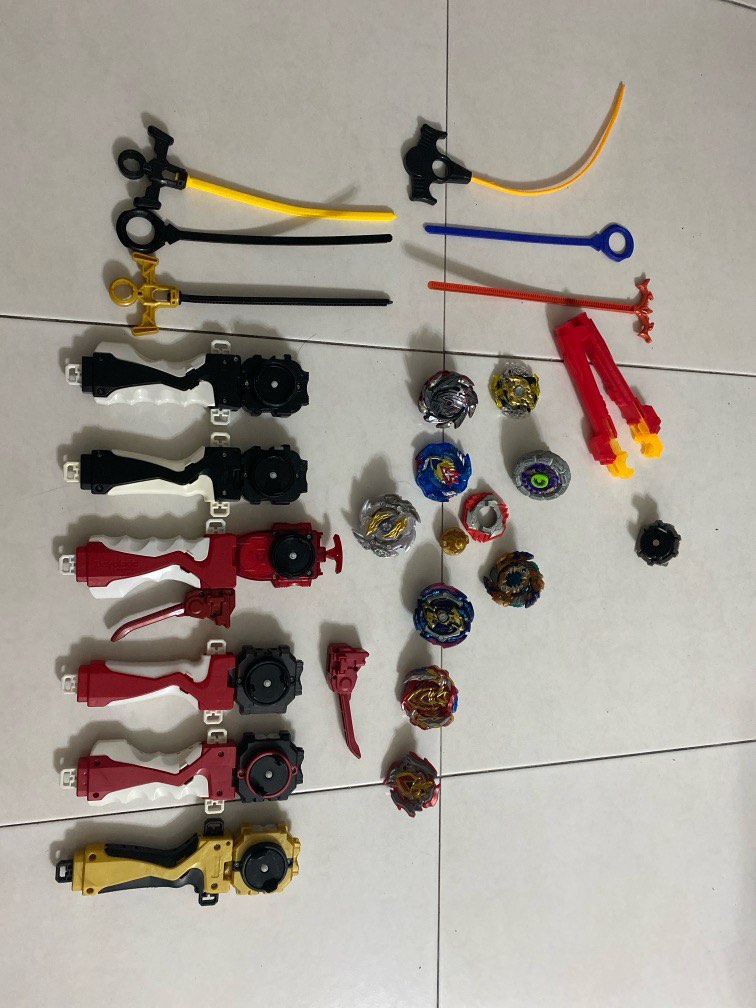 BEYBLADE BUNDLE SET, Hobbies & Toys, Toys & Games on Carousell