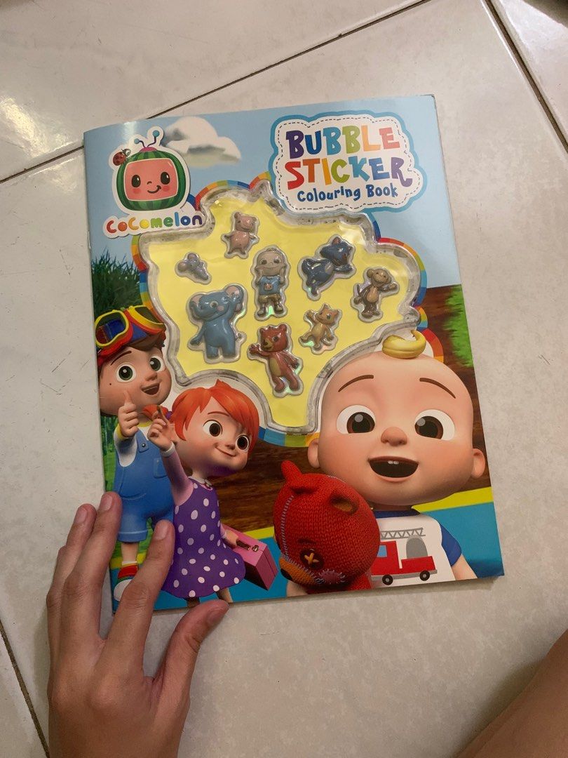 Buku Mewarnai Anak Cocomelon with Bubble Stickers, Buku & Alat Tulis ...
