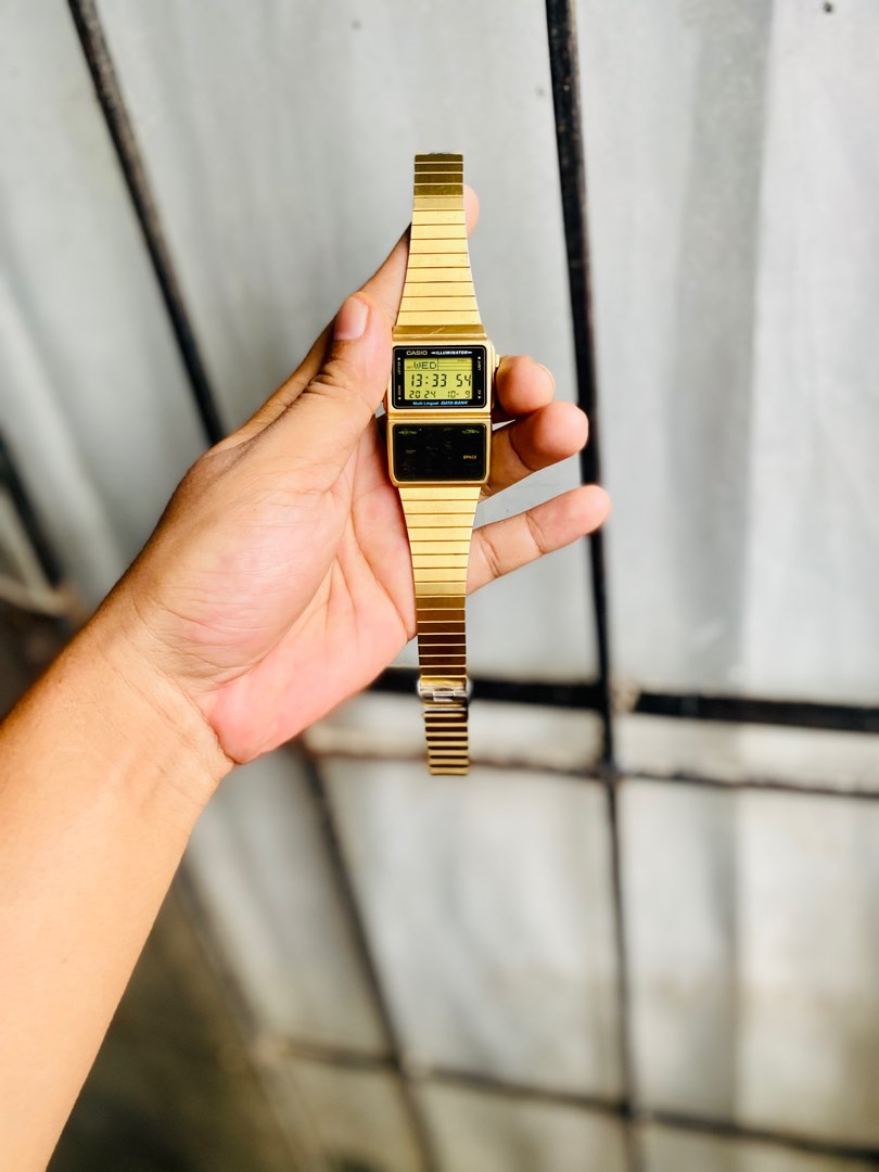 CASIO WATCH GOLD DATABANK / Calculator Watch, Luxury, Watches on Carousell