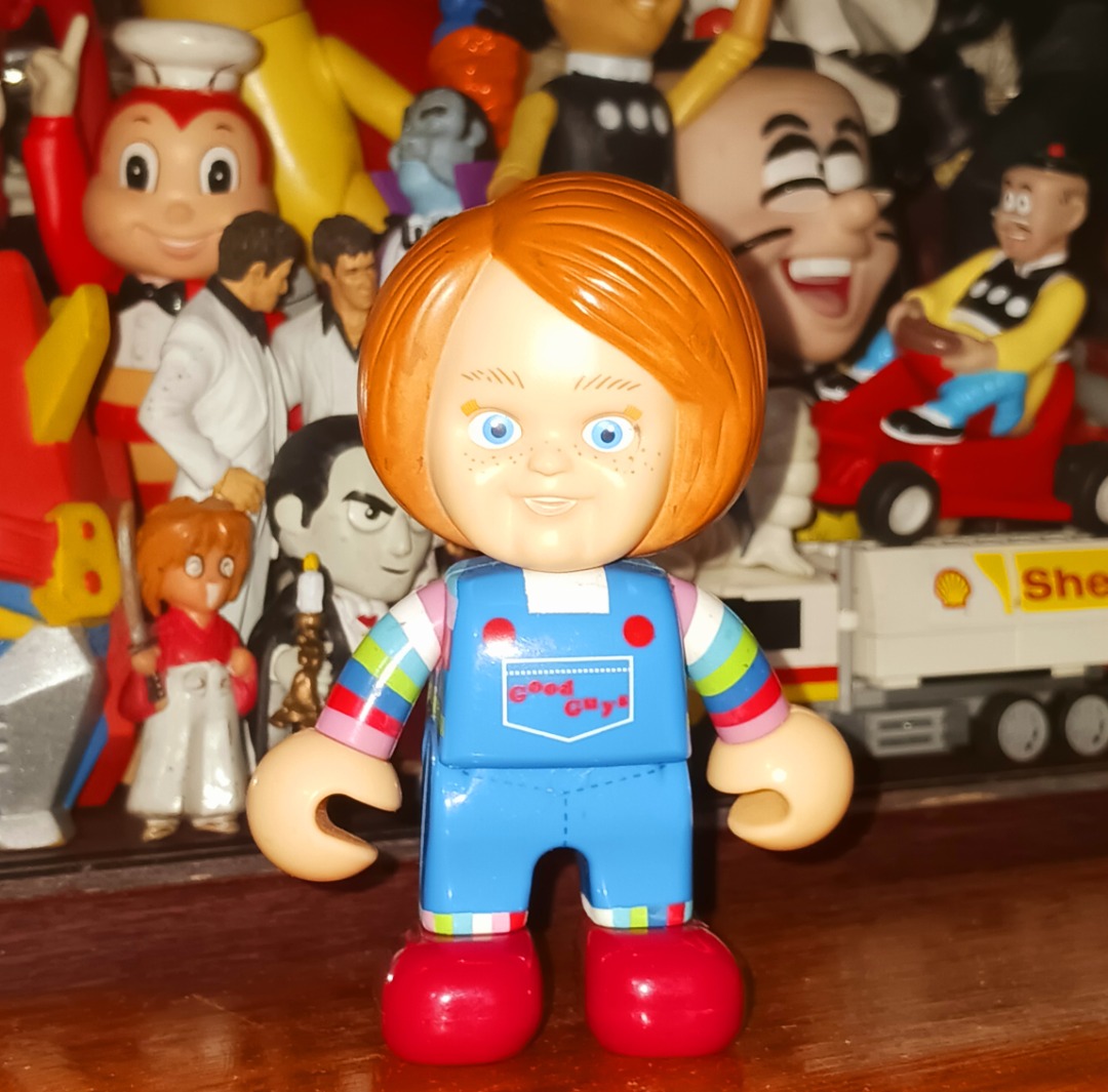 Chucky Friendly (Universal Studios), Hobbies & Toys, Memorabilia ...