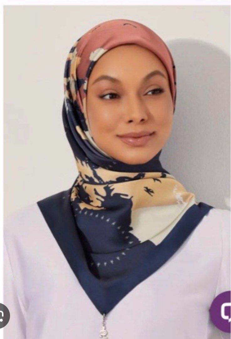 Duckscarves The World Map dUCK Square Scarf in Navy, Women's Fashion ...