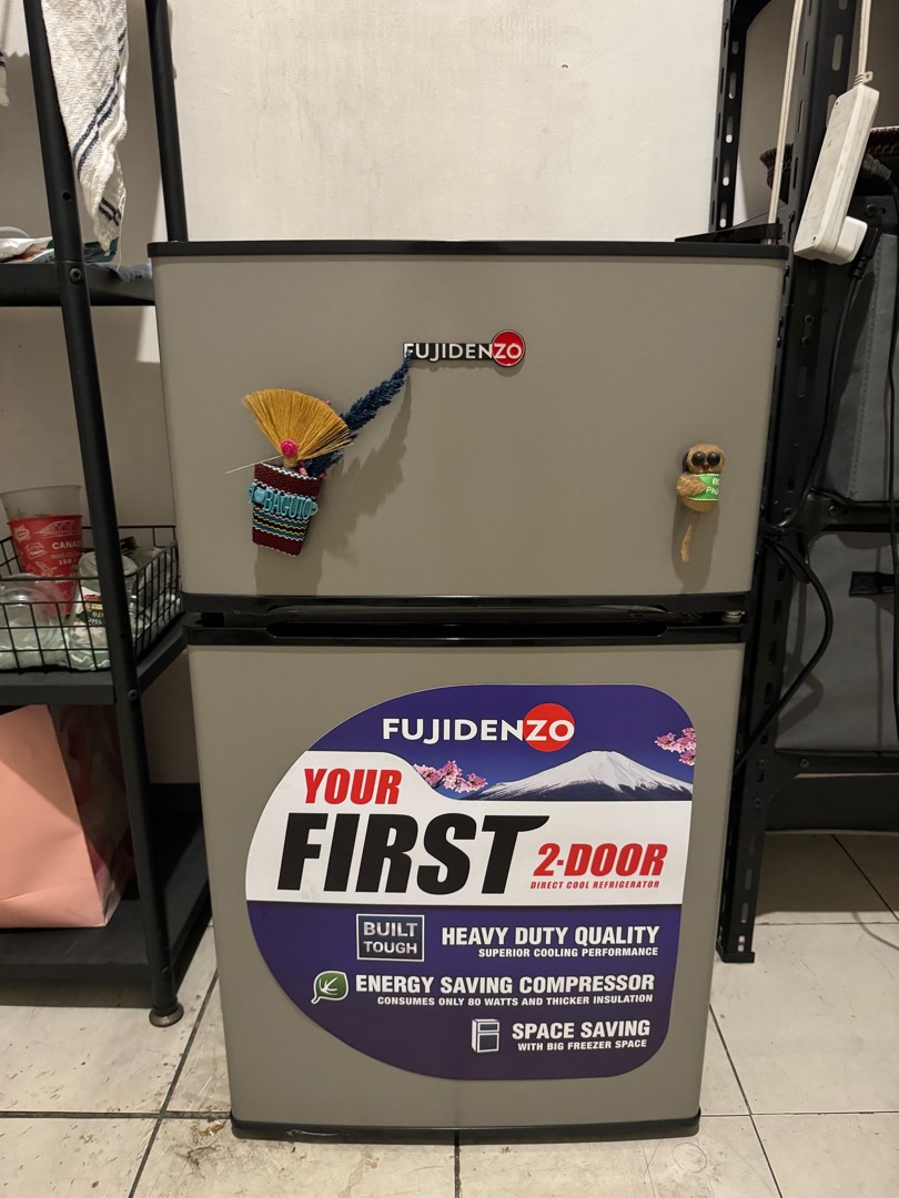 Fujidenzo small ref, TV & Home Appliances, Kitchen Appliances ...