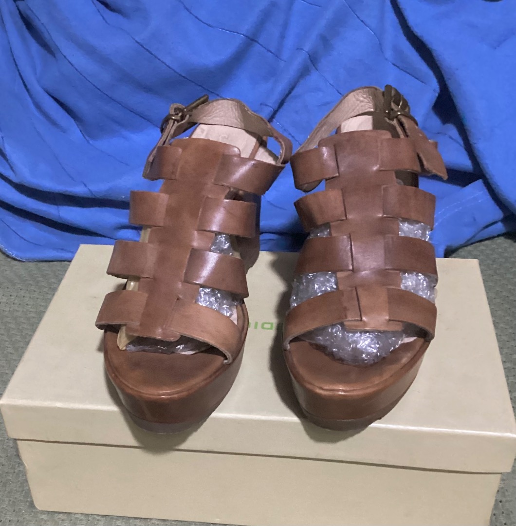 Gladiator wedges, Women's Fashion, Footwear, Wedges on Carousell
