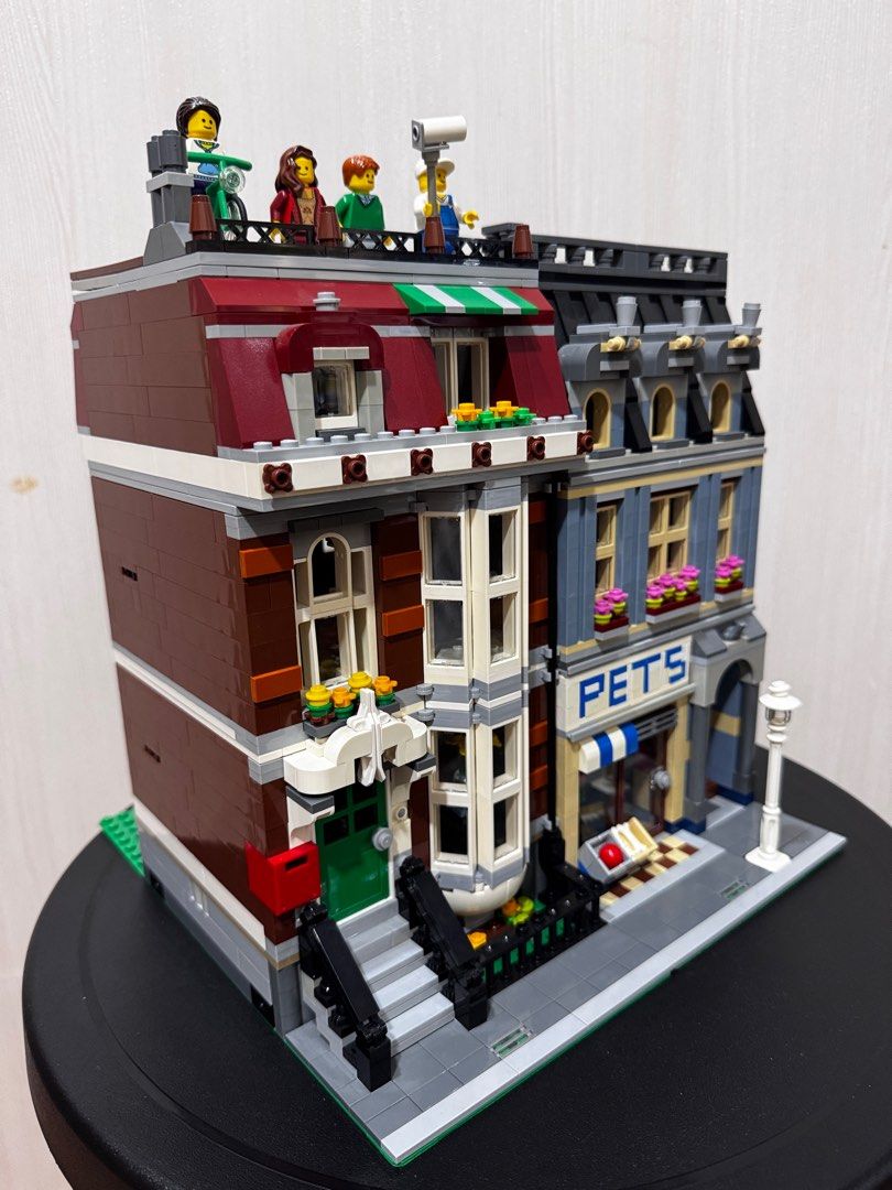 Lego Modular Building 10218 Pet Shop., Hobbies & Toys, Toys & Games on ...