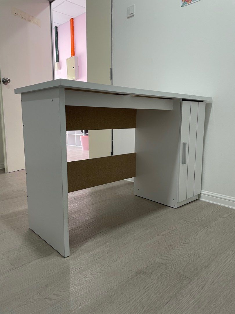 Meja computer / study / kerja, Furniture & Home Living, Furniture ...