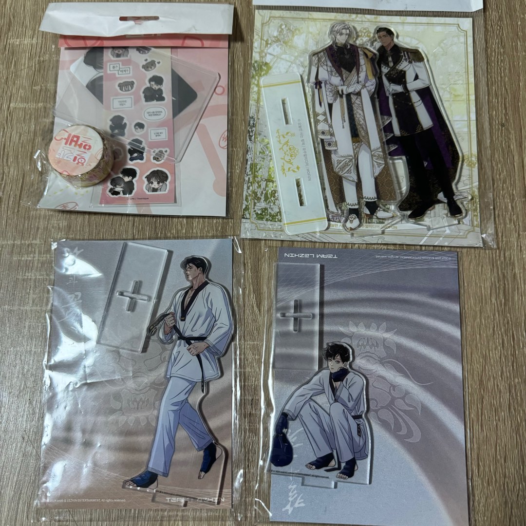 [ONHAND] BL Manhwa Official Team Lezhin Steel Under Silk Standee, Gig ...