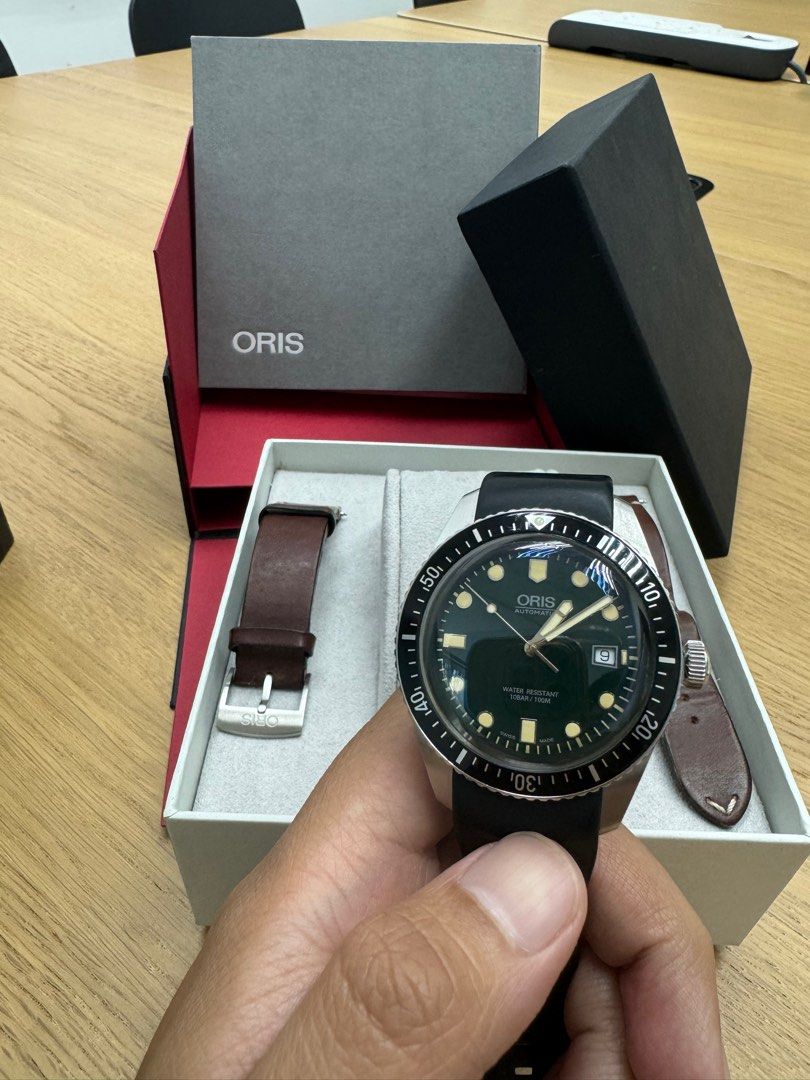 Oris Diver 65 Green Dial rare, Luxury, Watches on Carousell