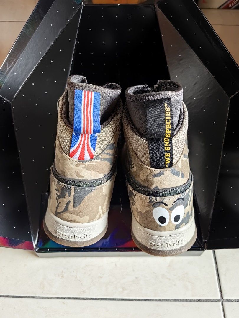 Reebok Alien Stomper USCM, Women's Fashion, Footwear, Boots on Carousell