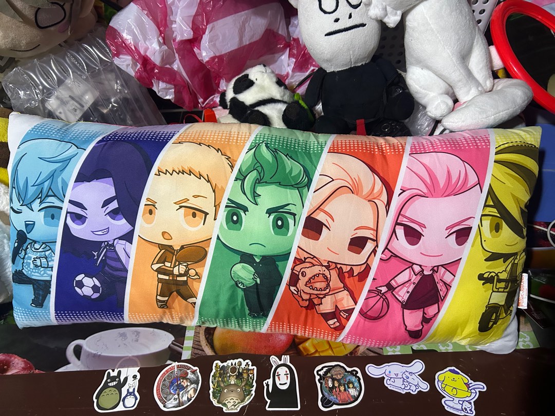 Round 1 Tokyo Revengers Long Cushion, Hobbies & Toys, Toys & Games on ...