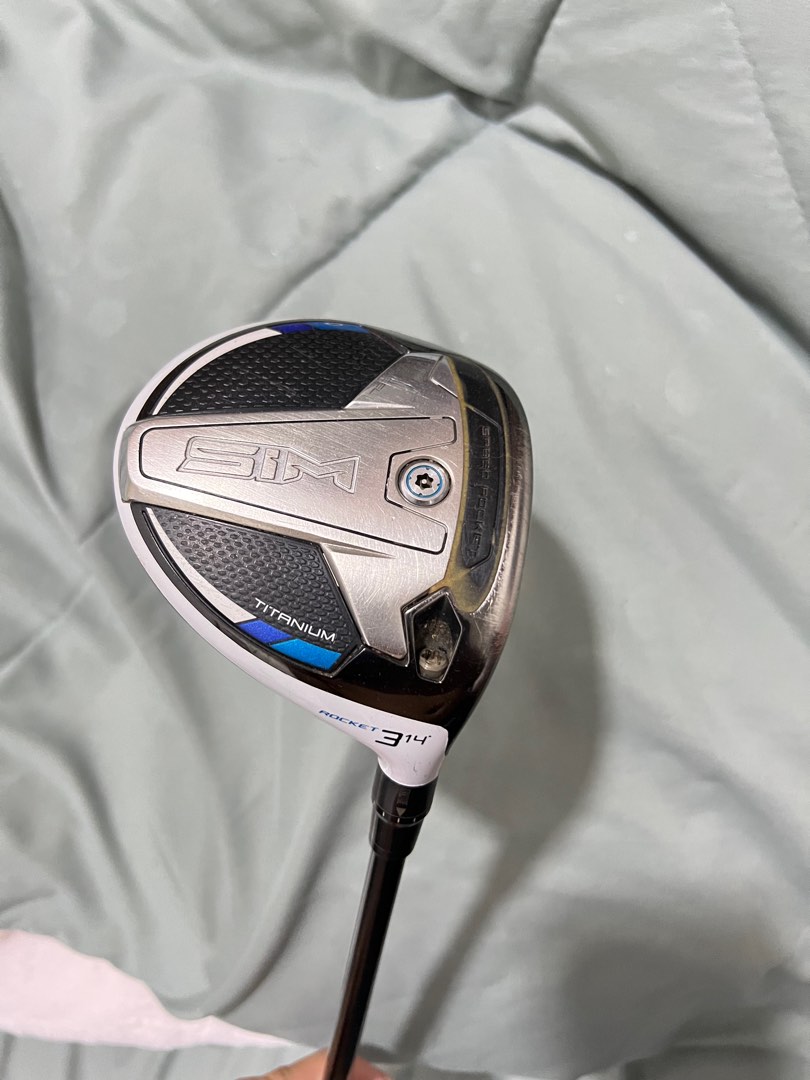 Taylormade Sim 3 wood, Sports Equipment, Sports & Games, Golf on Carousell