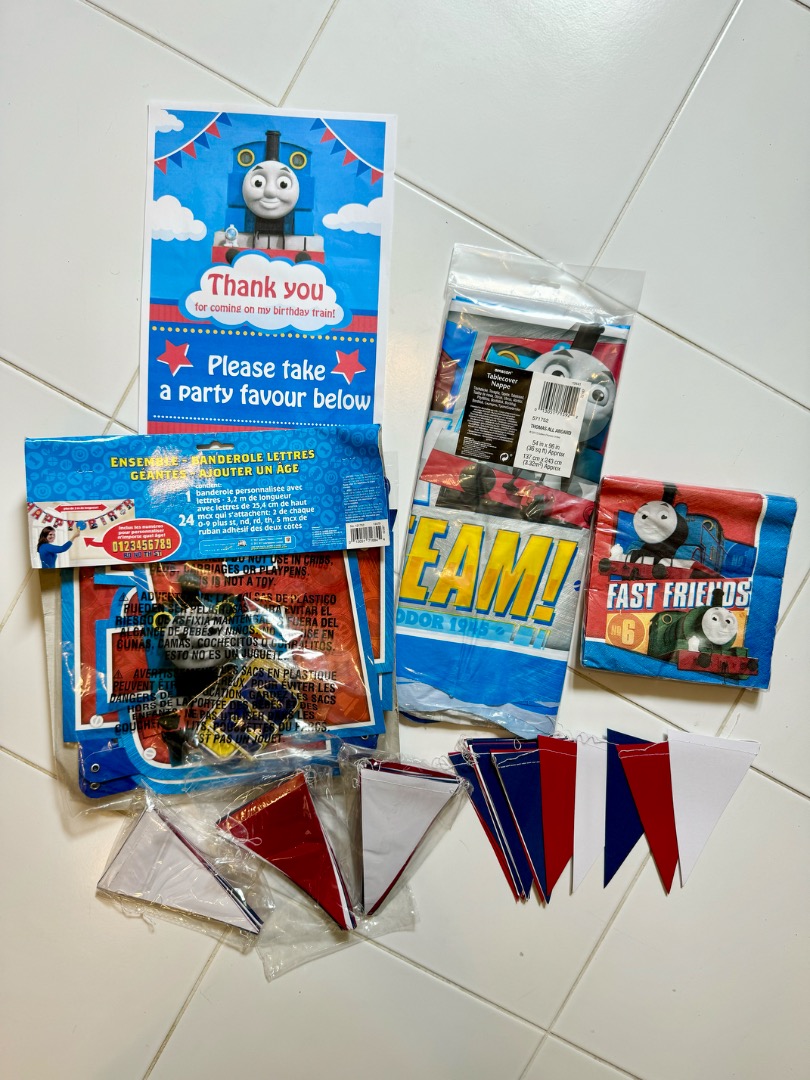 🚂🎉 Thomas the Tank Engine Party Supplies, Hobbies & Toys, Occasions ...