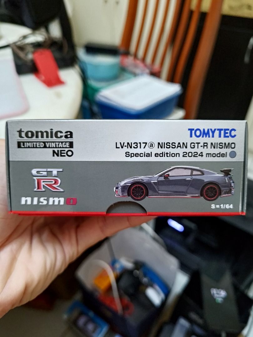 Tomytec Tomica Limited Vintage Neo Nissan GT-R Nismo Special Edition 2024 Model [LV-N317a ...