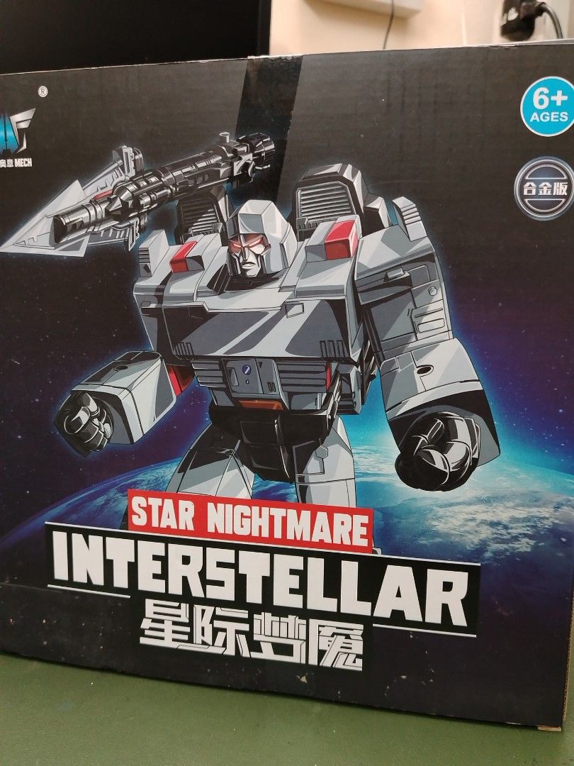 Transformers wfc megatron oversize, Hobbies & Toys, Toys & Games on ...
