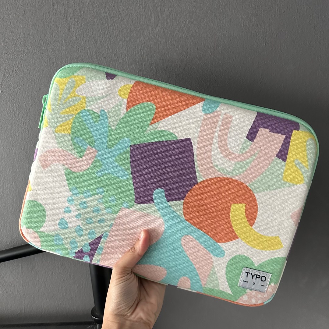 Typo Abstract Laptop Sleeve 13 Inch, Computers & Tech, Parts ...