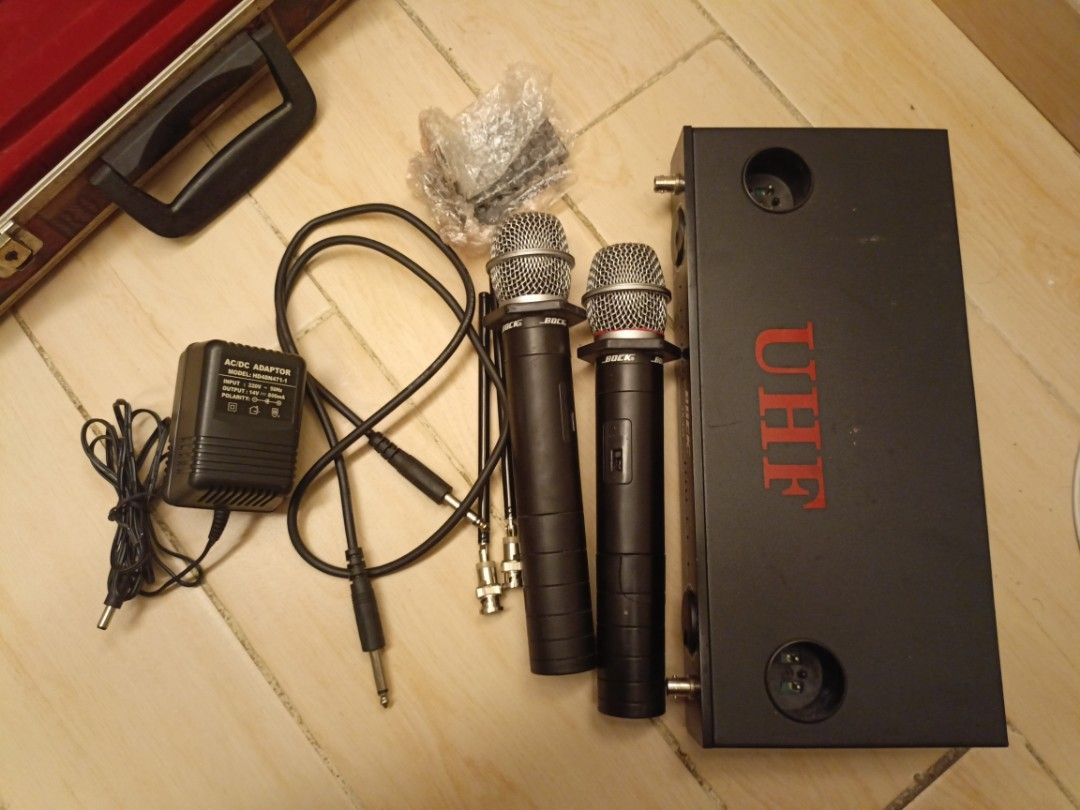 UHF MIC wireless Microphone system Dual handheld Mic, 家庭電器, 電視 & 其他娛樂 ...