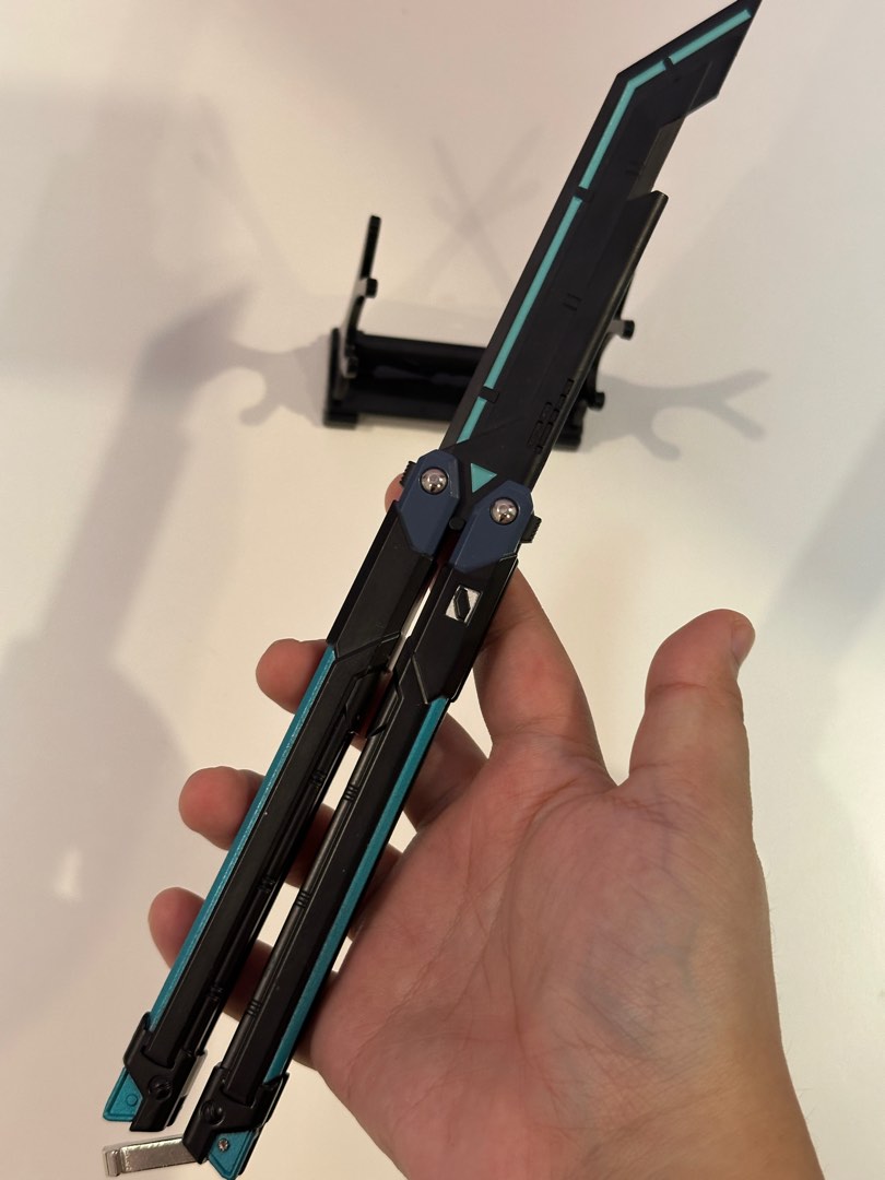 Valorant Rgx 11zpro butterfly knife blunt, Hobbies & Toys, Toys & Games ...